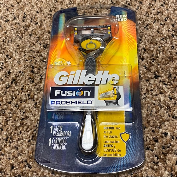Gillette Fusion Proshield | Grooming | Gillette Fusion Proshield Flex ...